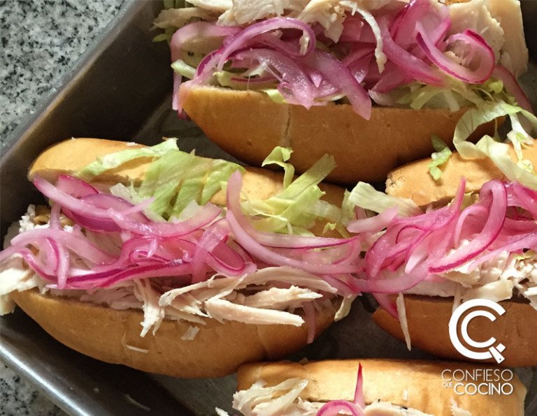 Sánduche de Pavo – Confieso que Cocino