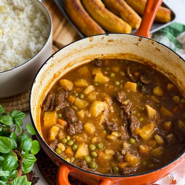 Estofado de Carne Ecuatoriano - Confieso que Cocino